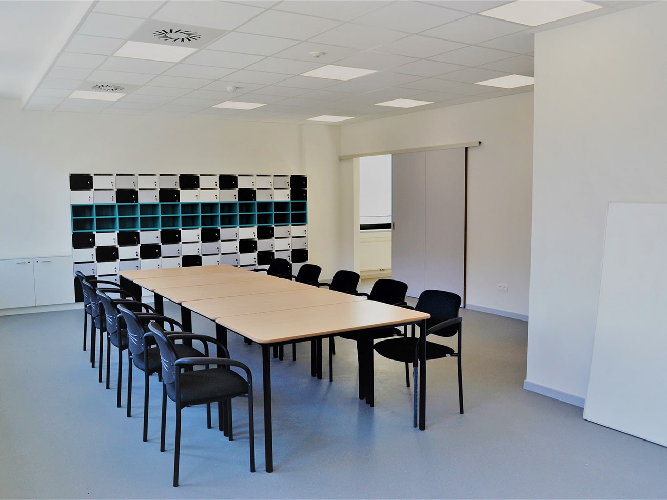 Un bâtiment scolaire de quatre étages modernisé en quelques mois